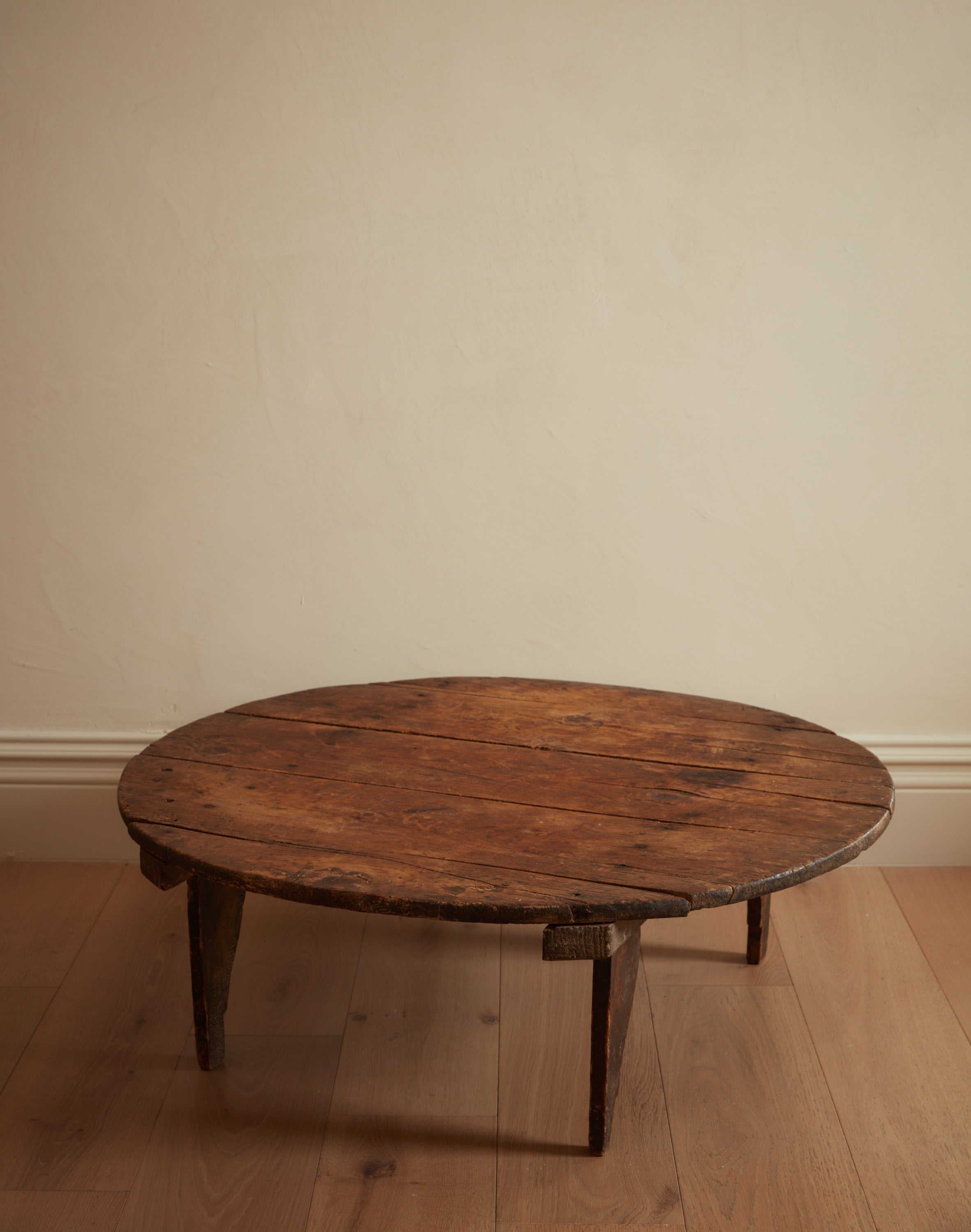 Primitive Round Low Table – Molly Kidd Studio